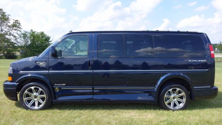 Chevy/GMC Dark Blue Metallic - Fred Beans Chevrolet