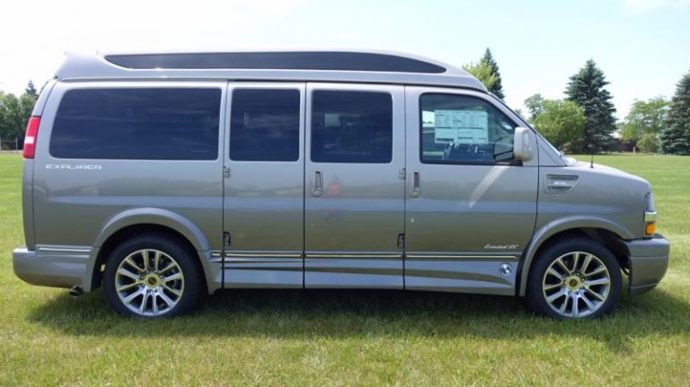 Chevy/GMC Silver Burch Metallic - Fred Beans Chevrolet