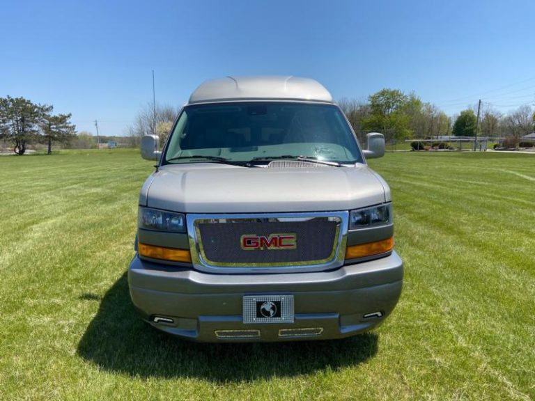 Chevy/GMC Silver Burch Metallic - Fred Beans Chevrolet