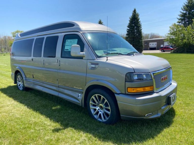 Chevy/GMC Silver Burch Metallic - Fred Beans Chevrolet